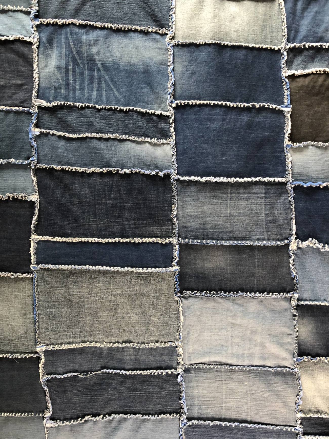How to make a Rag Quilt - DIY Denim Quilt · VickyMyersCreations