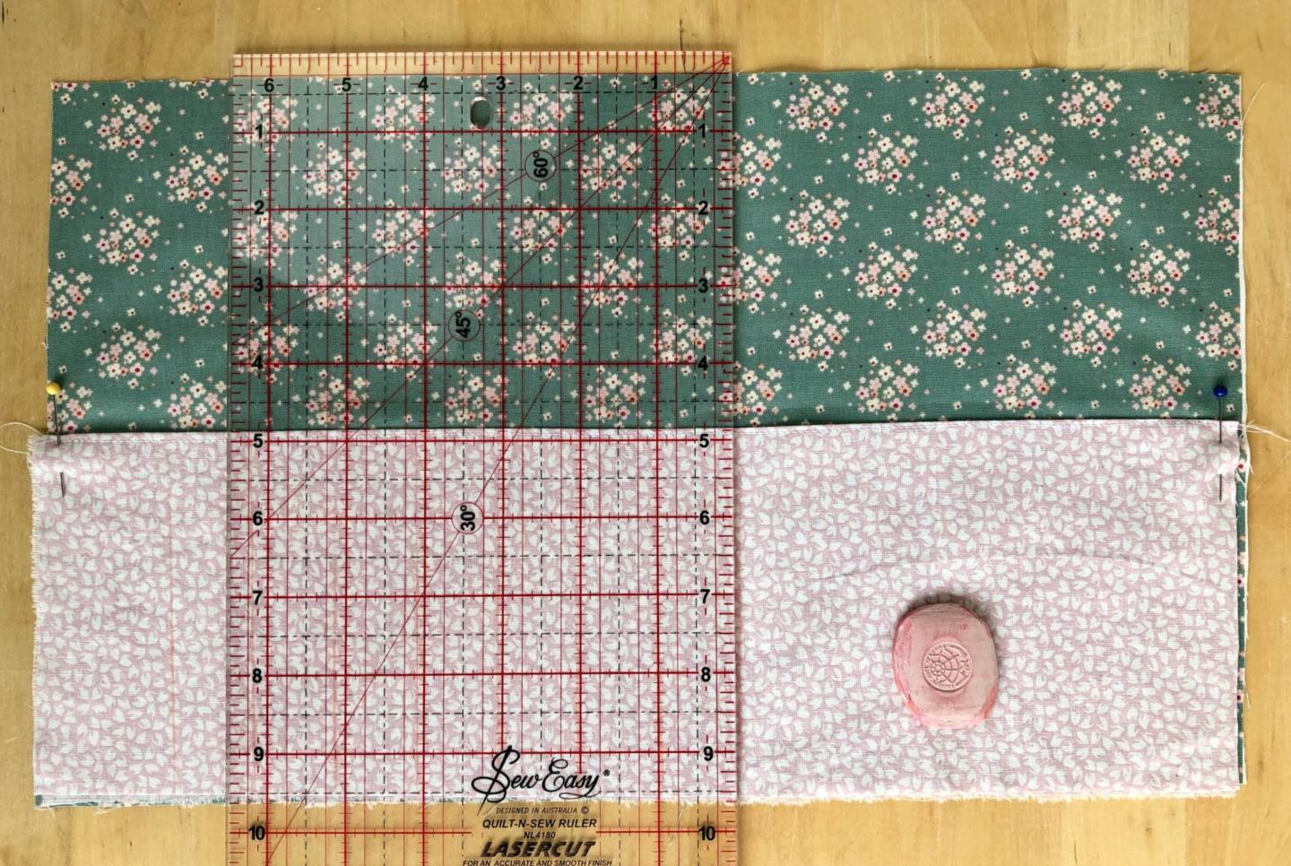 Easy Crochet Hook Roll Pattern - free pattern for fat quarters ...