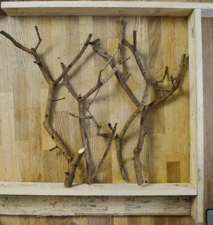 DIY Christmas Decorations with Tree Branches · VickyMyersCreations