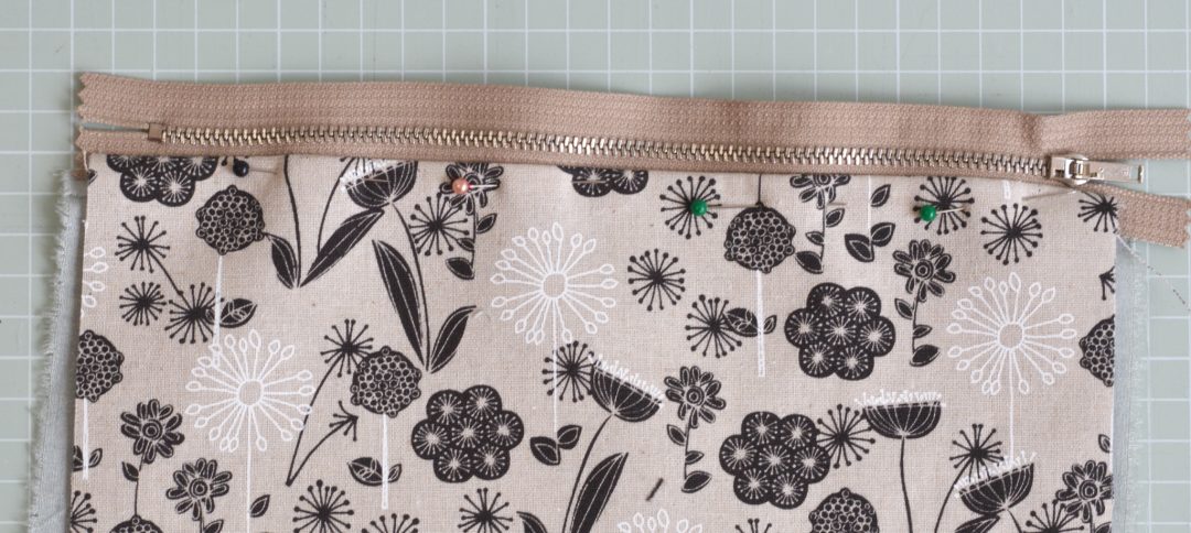 The Perfect Zippered Tote Bag Pattern: Step-by-Step Instructions ...