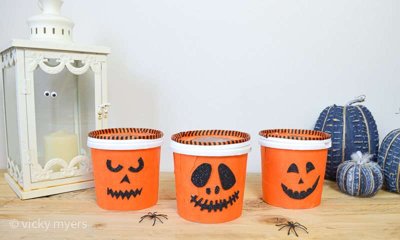 Halloween Trick or Treat Game DIY (upcycle yoghurt pots ...
